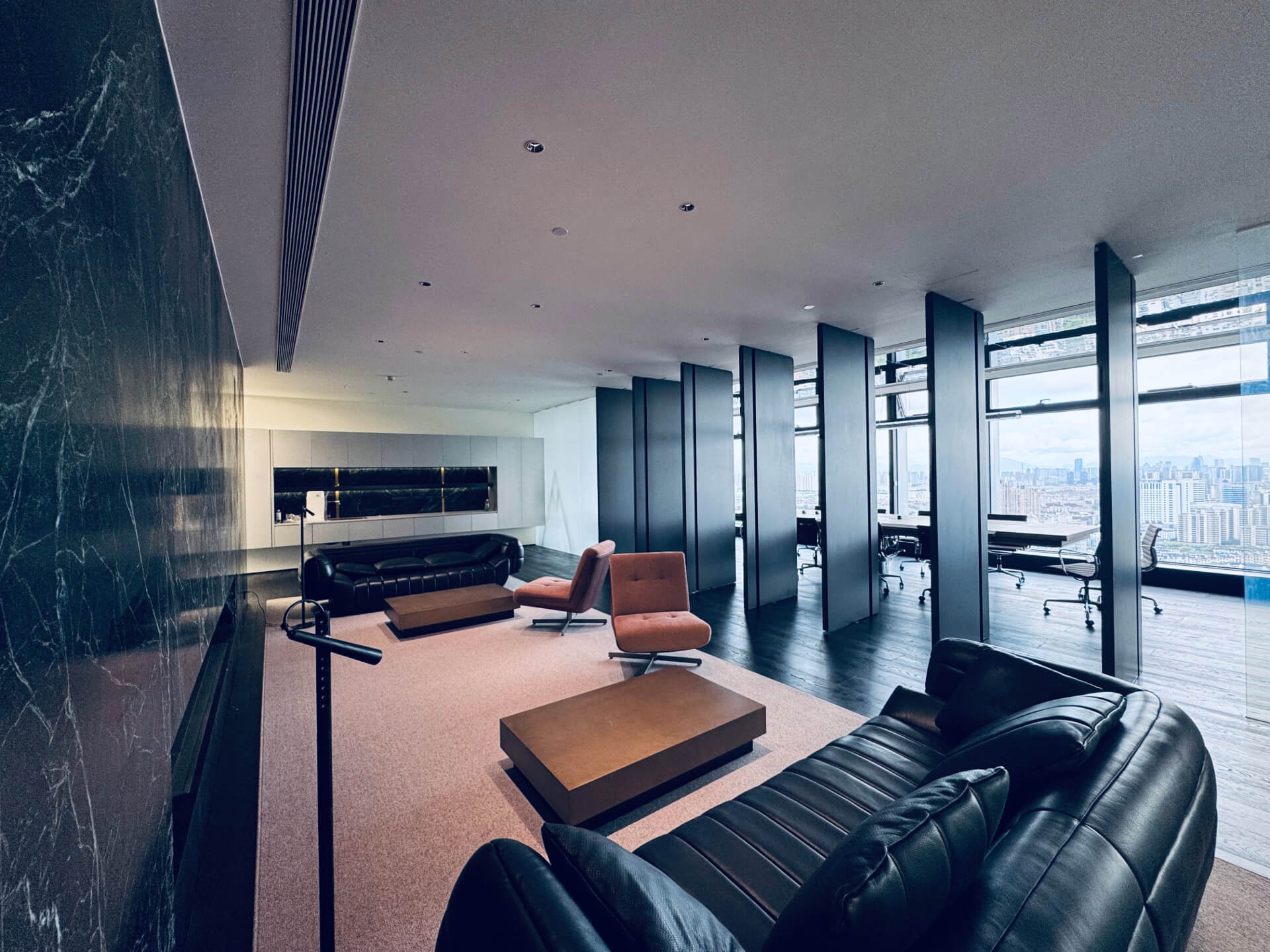 SYIL CNC Mill | Affordable CNC machines and tapping centers